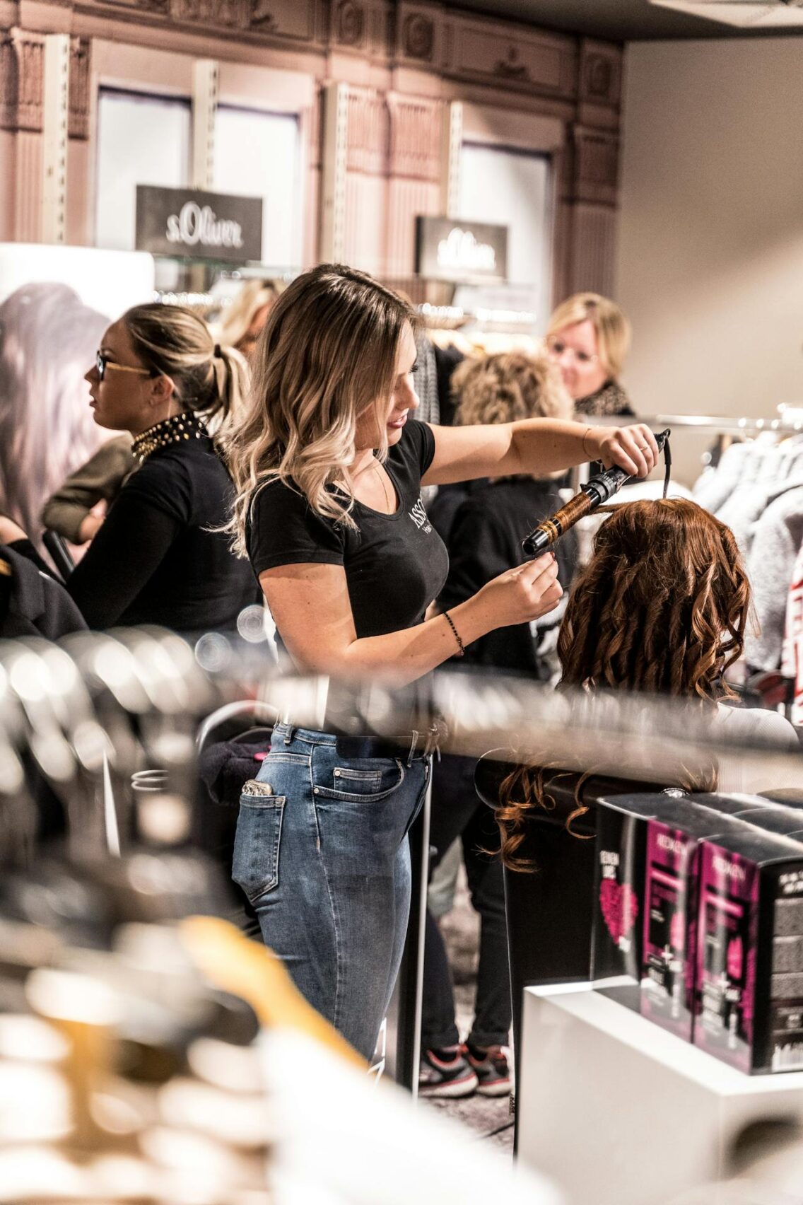 Mermaid Curls: Expert Guide to Perfect Beach Waves at Home
